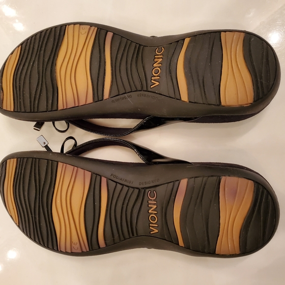 Vionic | Shoes | Nwt Vionic Sandals | Poshmark